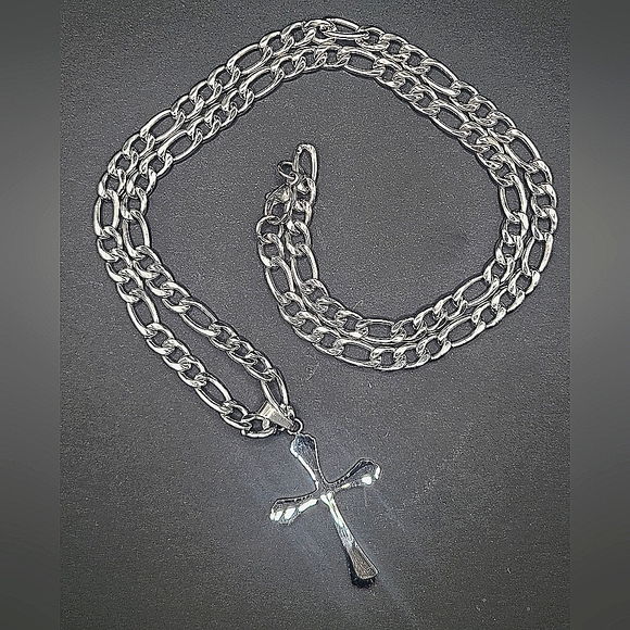 Accessories | New Stainless Steel Heavy 6mm 24 Figaro Chain With ...